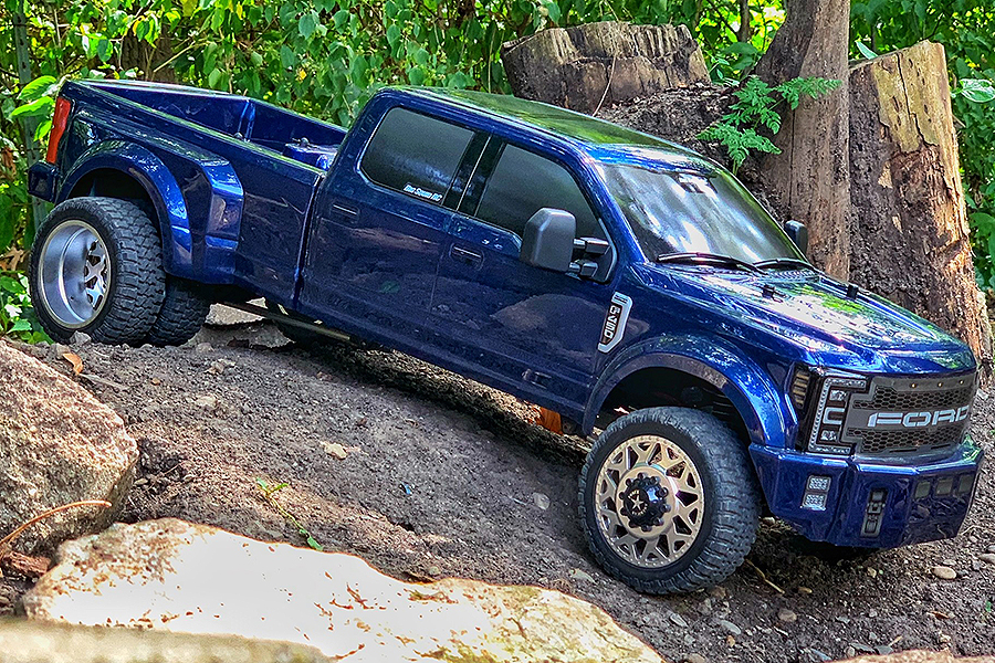 CEN RACING DL-SERIES FORD F450 SD 1/10 CUSTOM TRUCK RTR BLUE #CEN8980