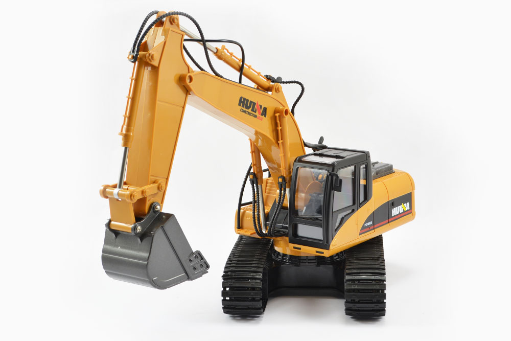 HUINA 1/14TH SCALE RC EXCAVATOR 2.4G 15CH W/DIE CAST BUCKET #CY1550