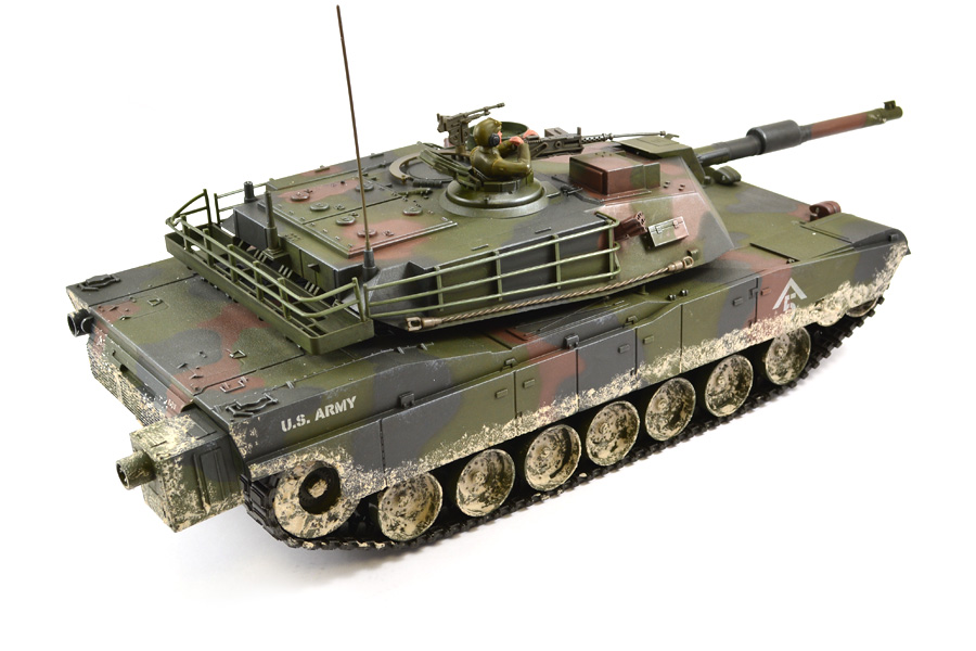 HOBBY ENGINE PREMIUM LABEL 2.4G M1A1 ABRAMS TANK - CAMO #HE0711